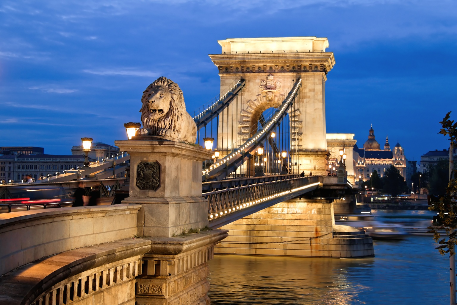 Chain Bridge