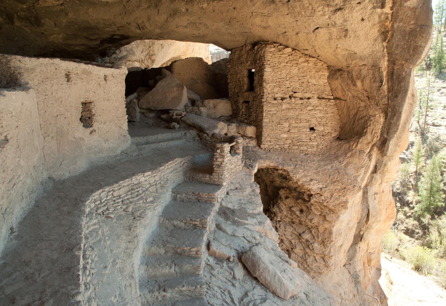 Gila Cliff Dwellings National Monument