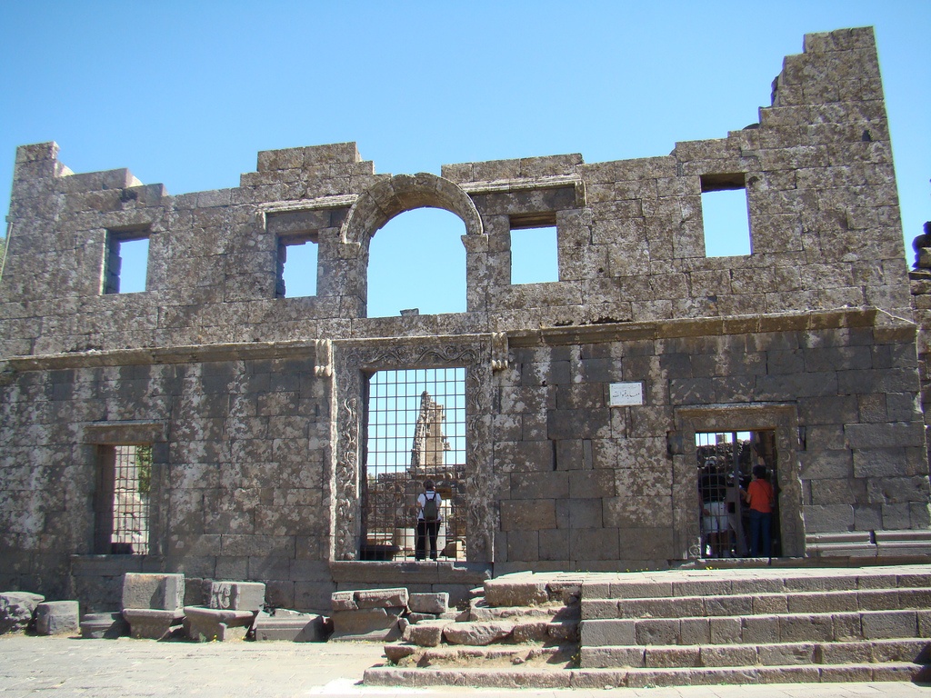 Qanawat (Kanatha Ruins)