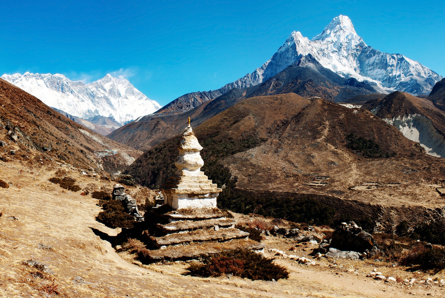 Ama Dablam