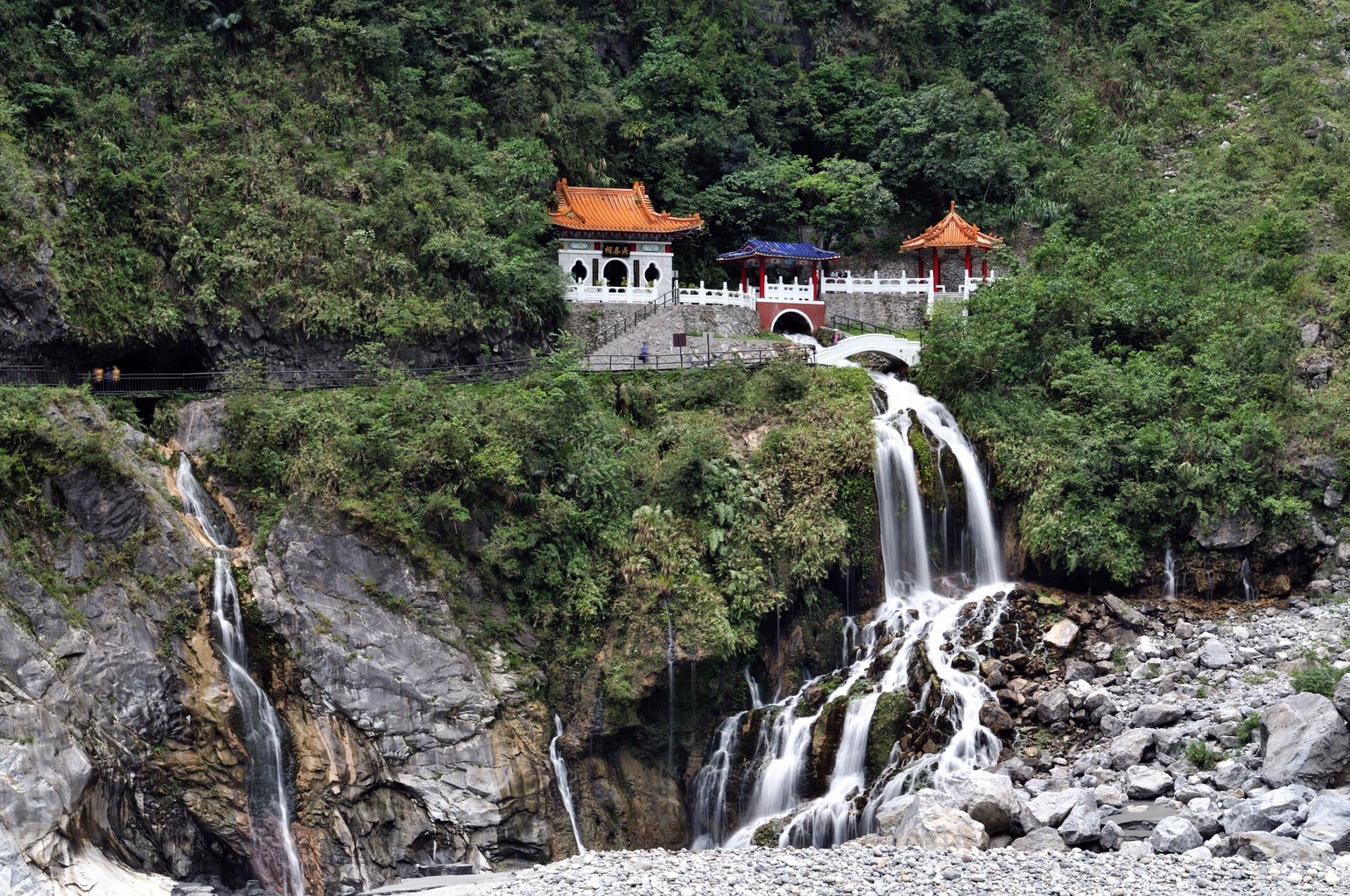 Eternal Spring Shrine (Changchun)