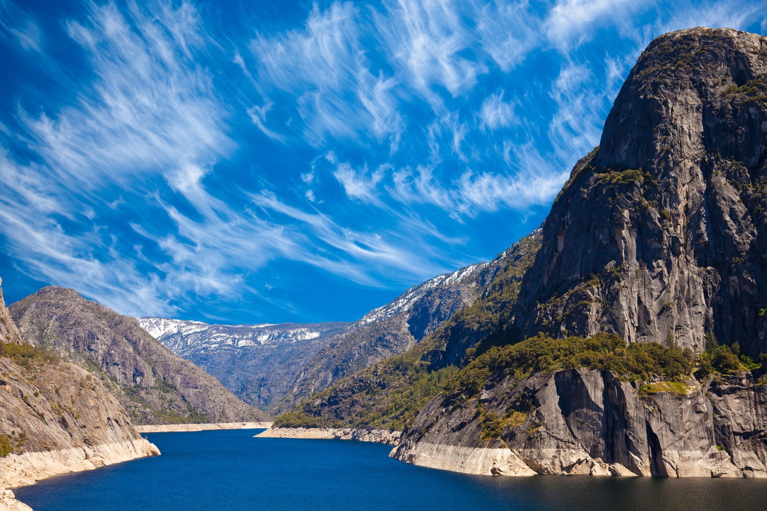 Hetch Hetchy to Lake Vernon Trail