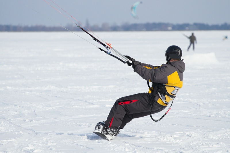 Snowkiting