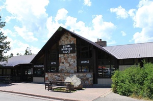Signal Mountain Lodge