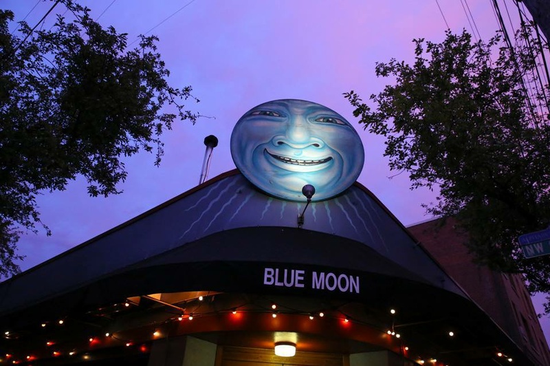 McMenamins Blue Moon Tavern & Grill