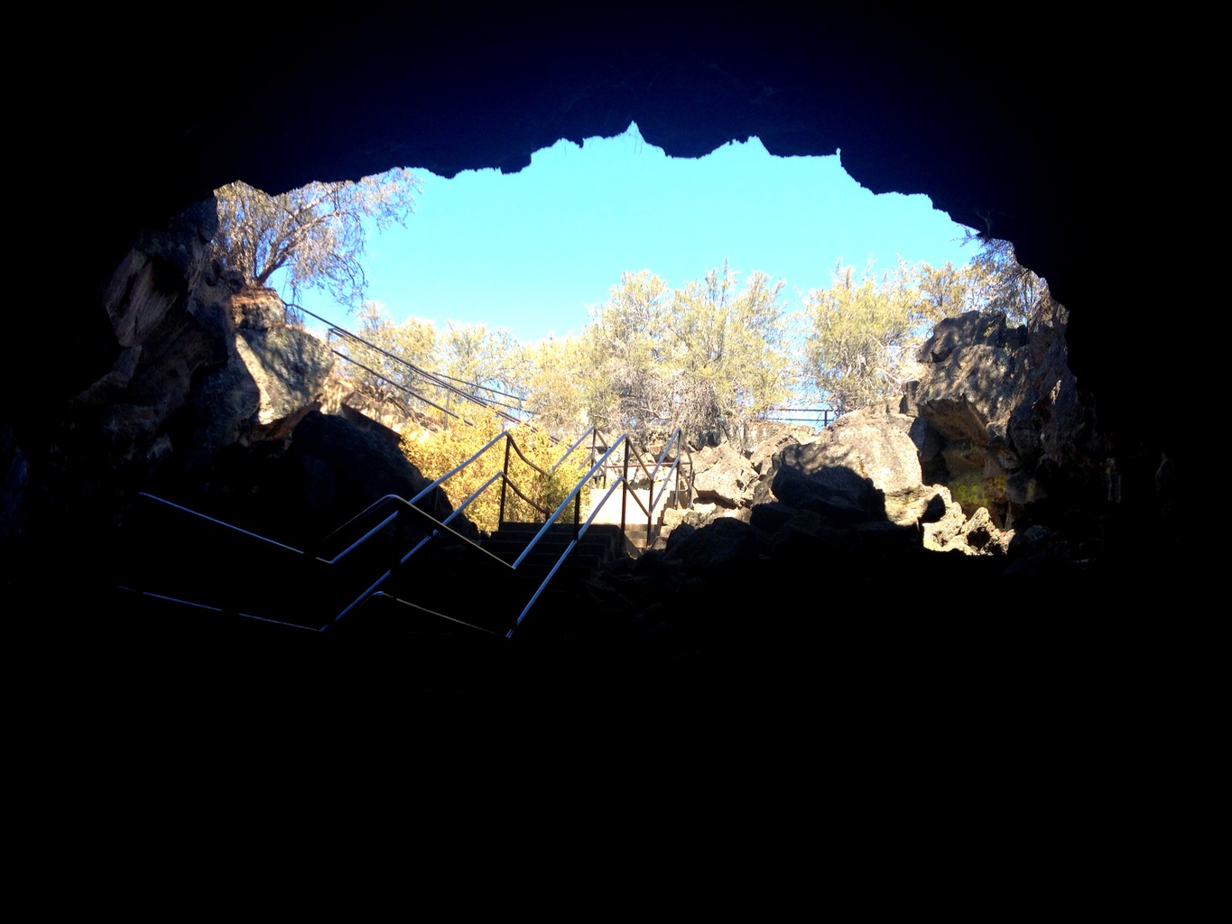 Subway Cave & Lava Tubes Trail