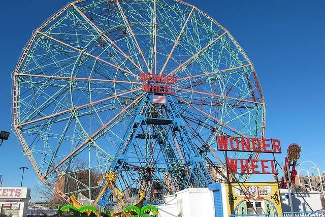 Deno's Wonder Wheel Amusement Park