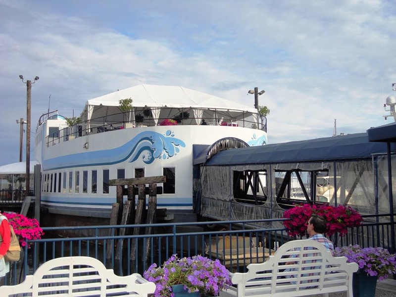 DiMillo's Floating Restaurant