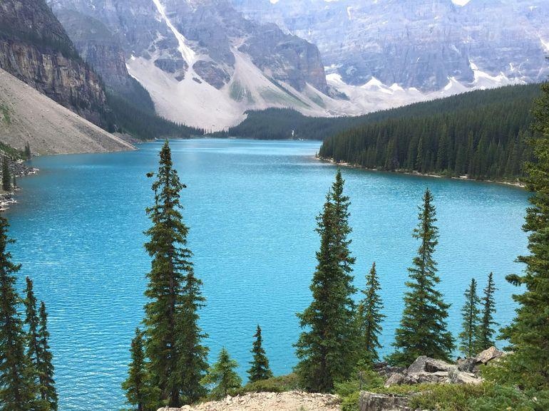 Mountain Lakes and Waterfalls Day Trip from Calgary