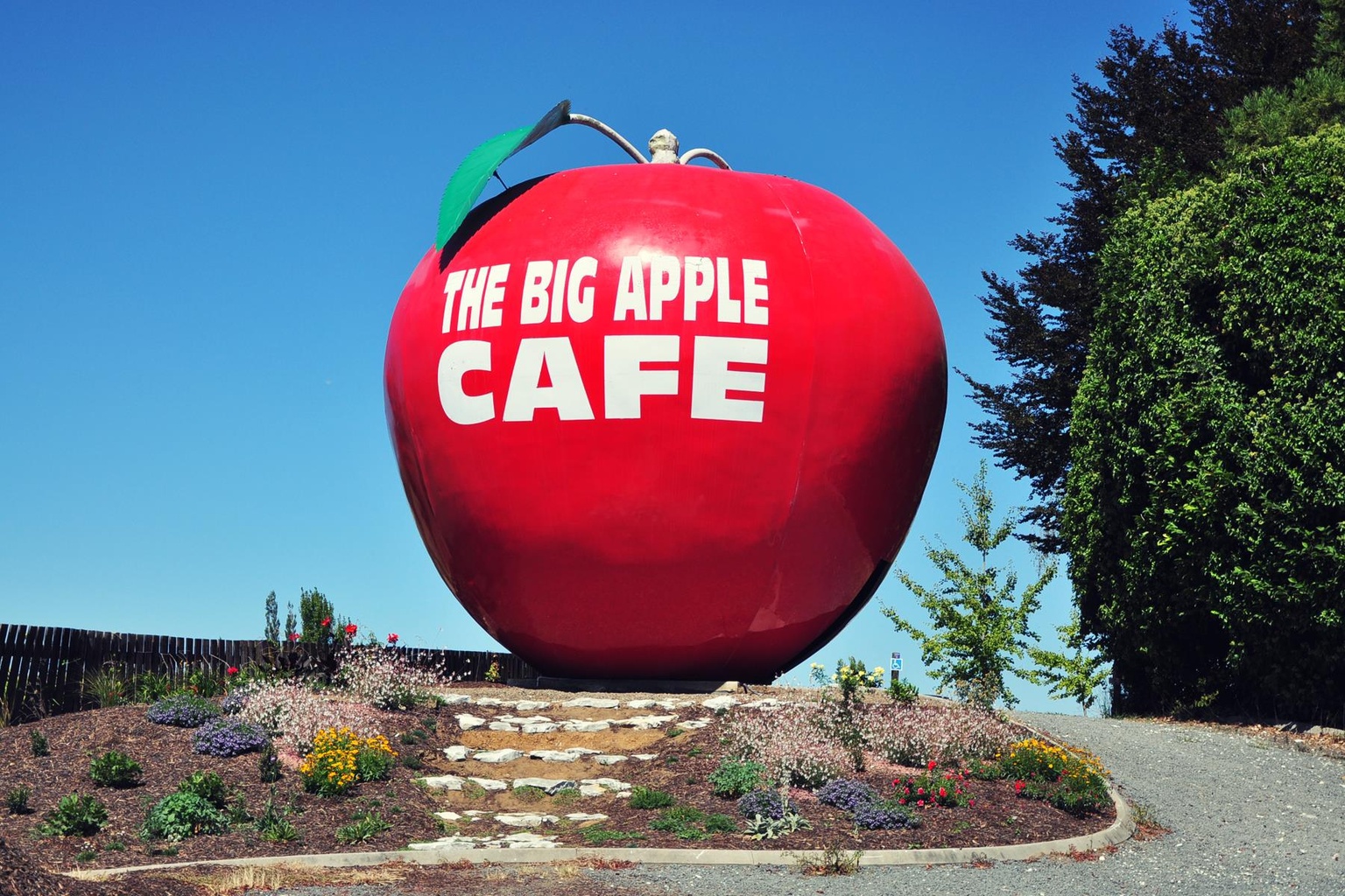 Big Apple Cafe