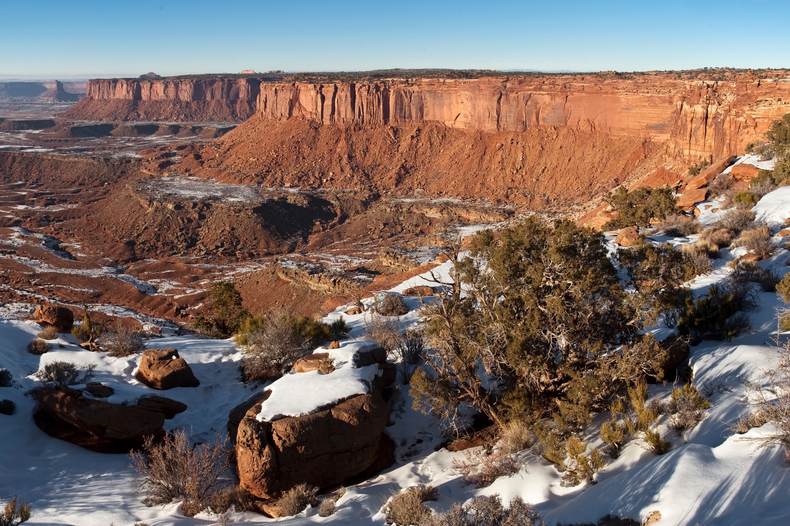 Orange Cliffs Overlook