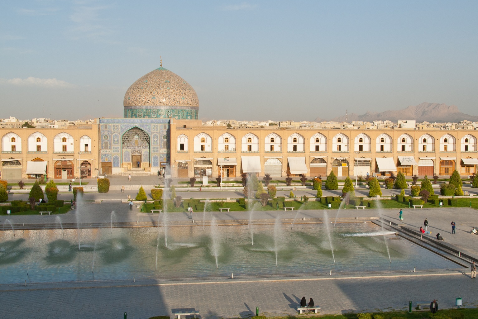 Sheikh Lotf Allah Mosque