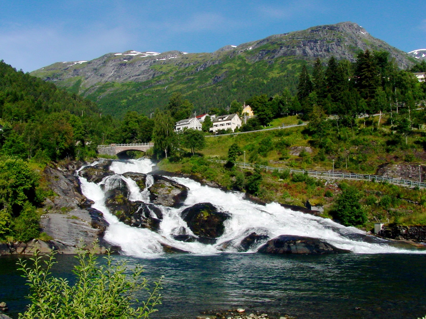 Hellesyltfossen