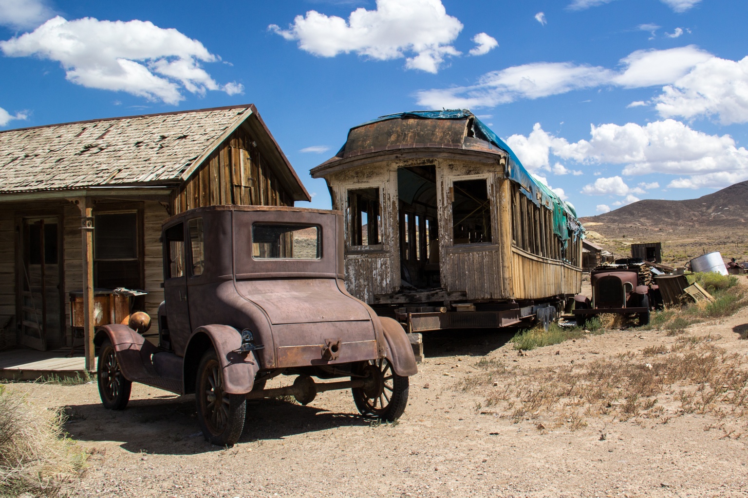 Goldfield (Mammoth Gold Mine)
