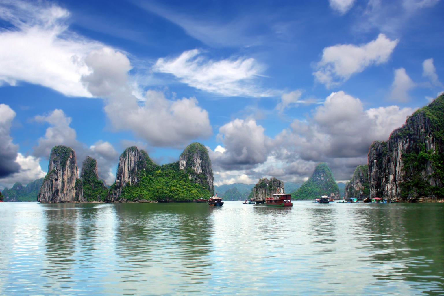 Hạ Long Bay