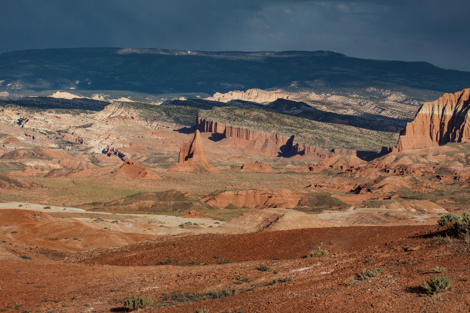 Lower South Desert Overlook