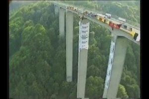 Top 10 Bungee Jumps in the World