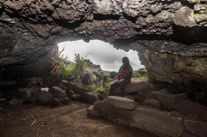Private Tour: Easter Island Caves