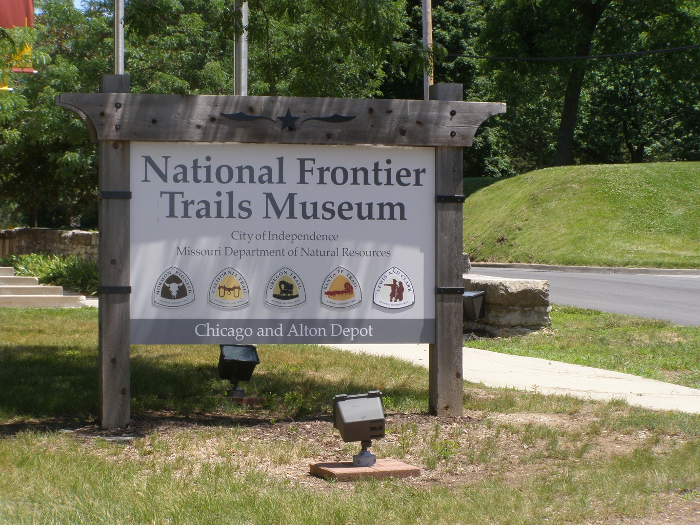 National Frontier Trails Museum
