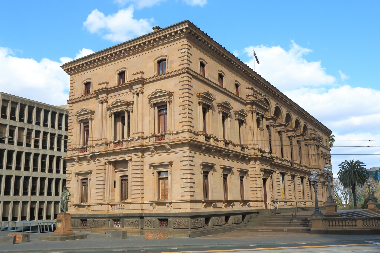 Old Treasury Building