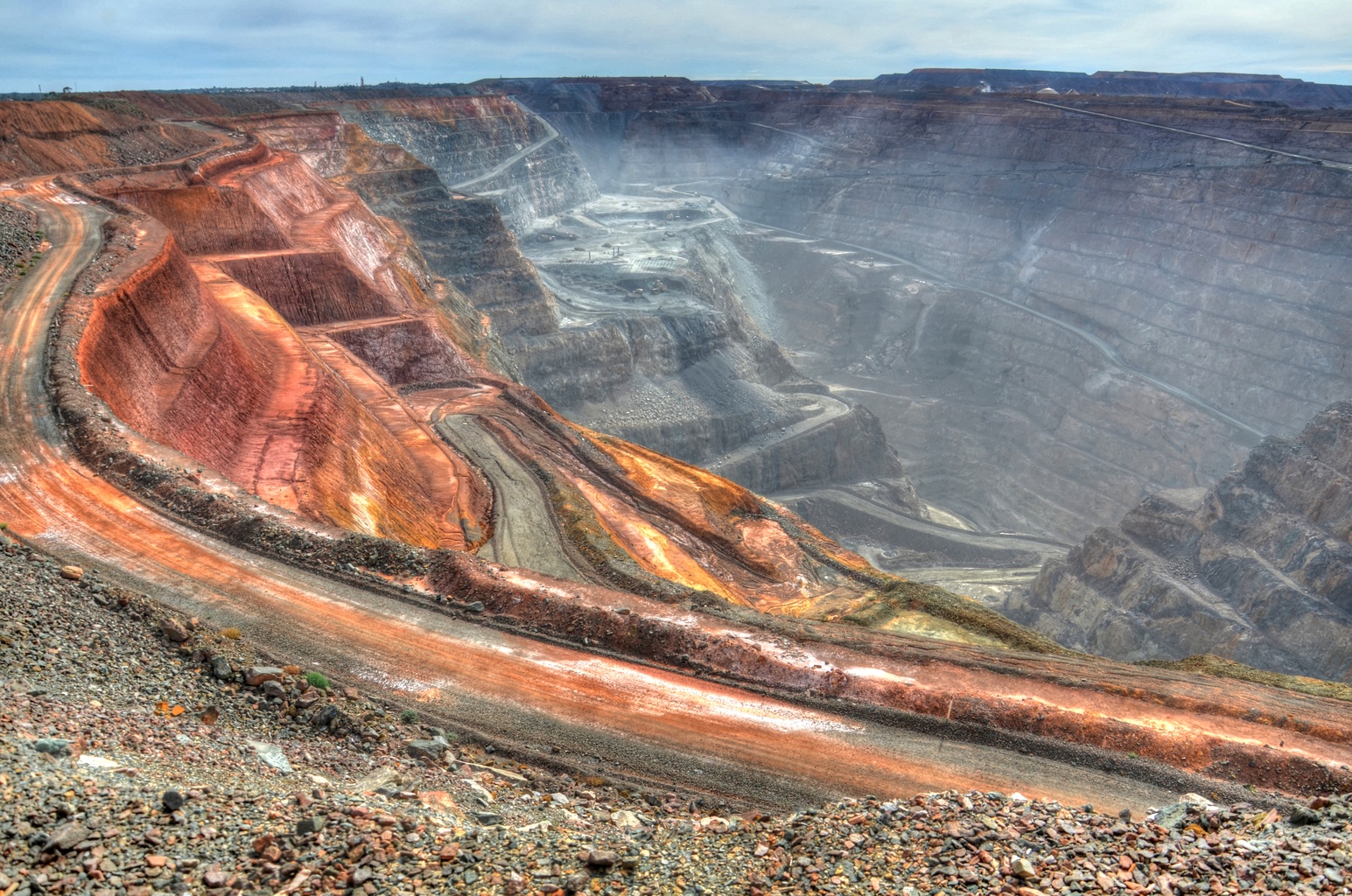 Super Pit Gold Mine