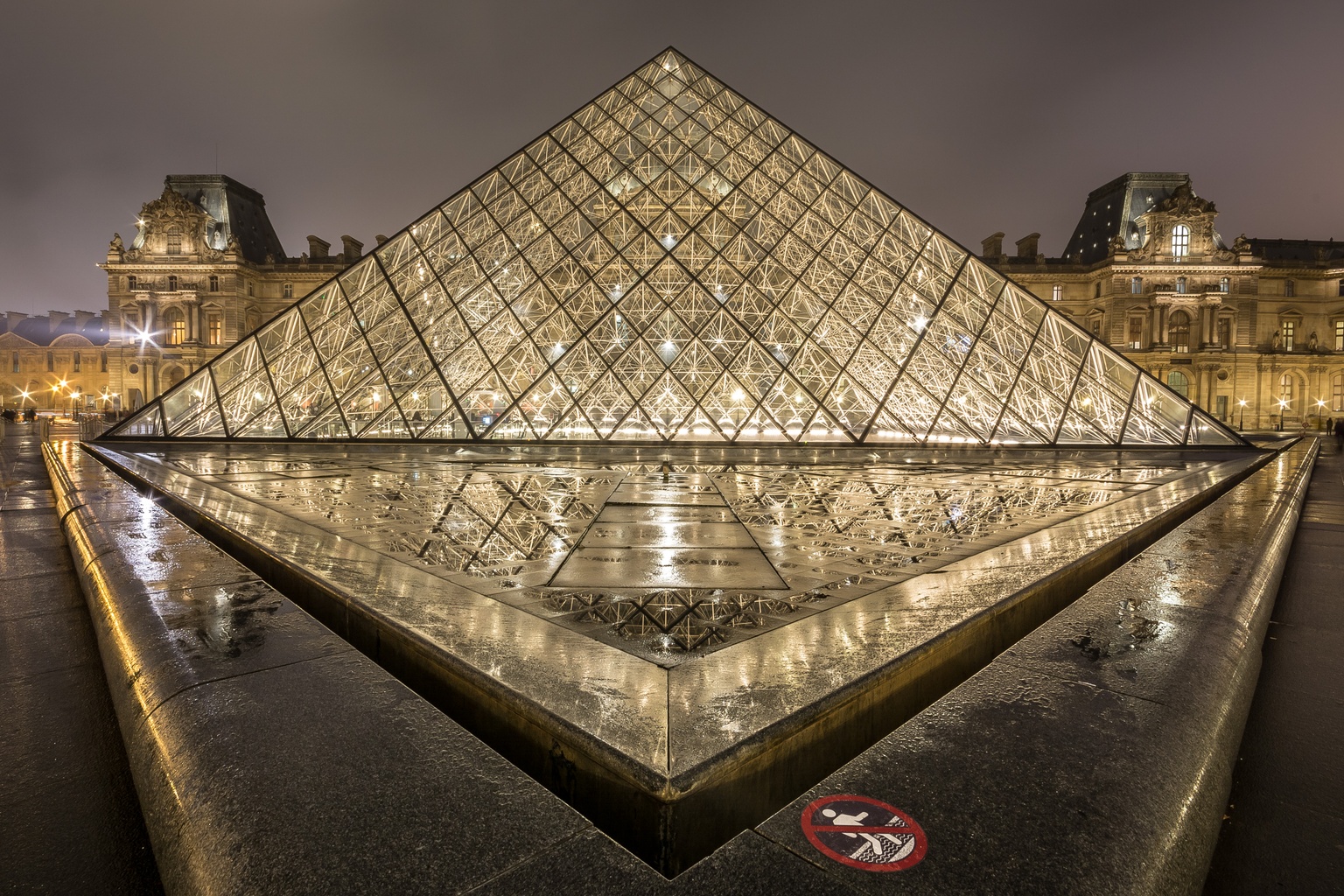 Louvre Pyramid