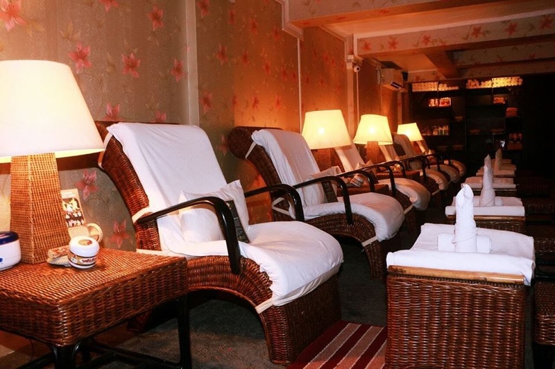 Sapel Traditional Burmese Foot Spa