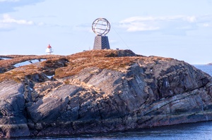 Arctic Circle on Vikingen Island