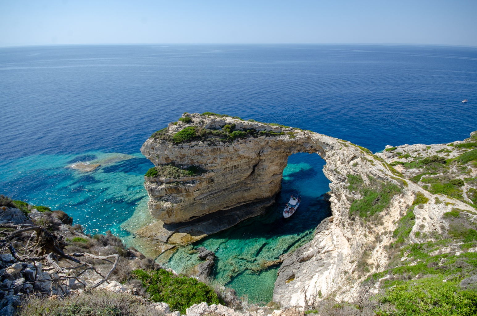 Tripitos Arch (Paxos)