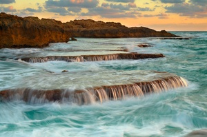 Nahsholim Beach
