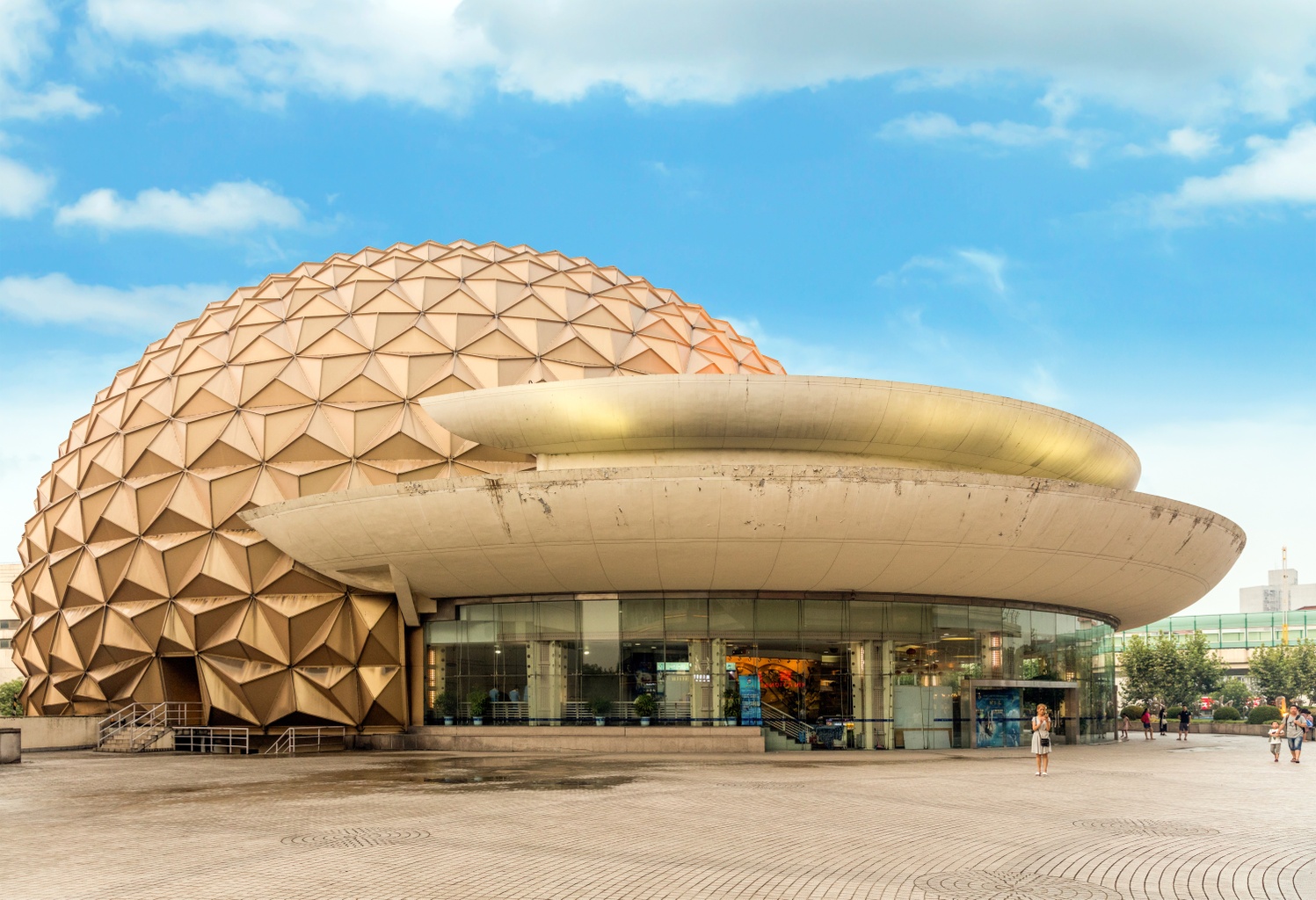 Shanghai Circus World