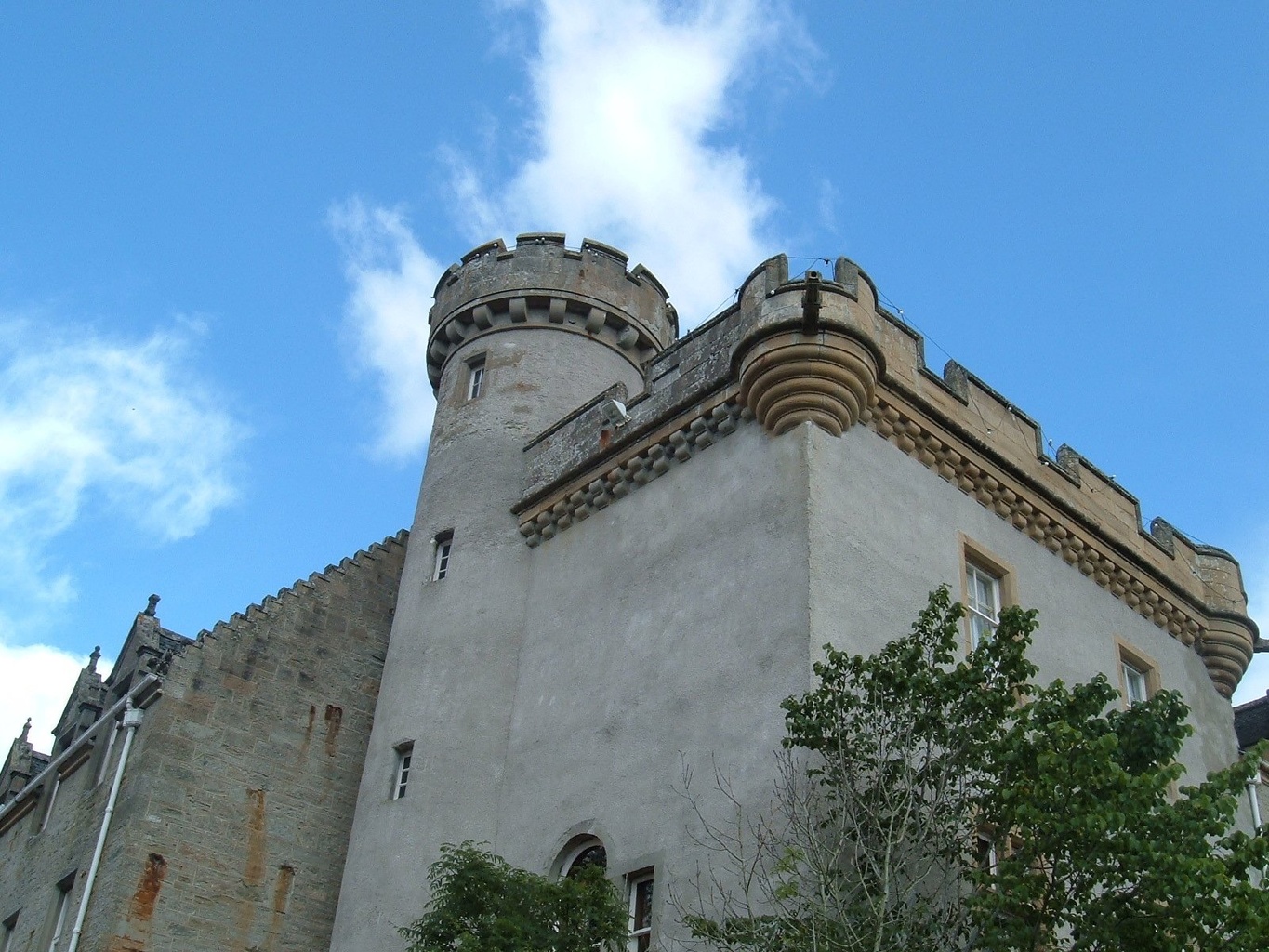 Tulloch Castle