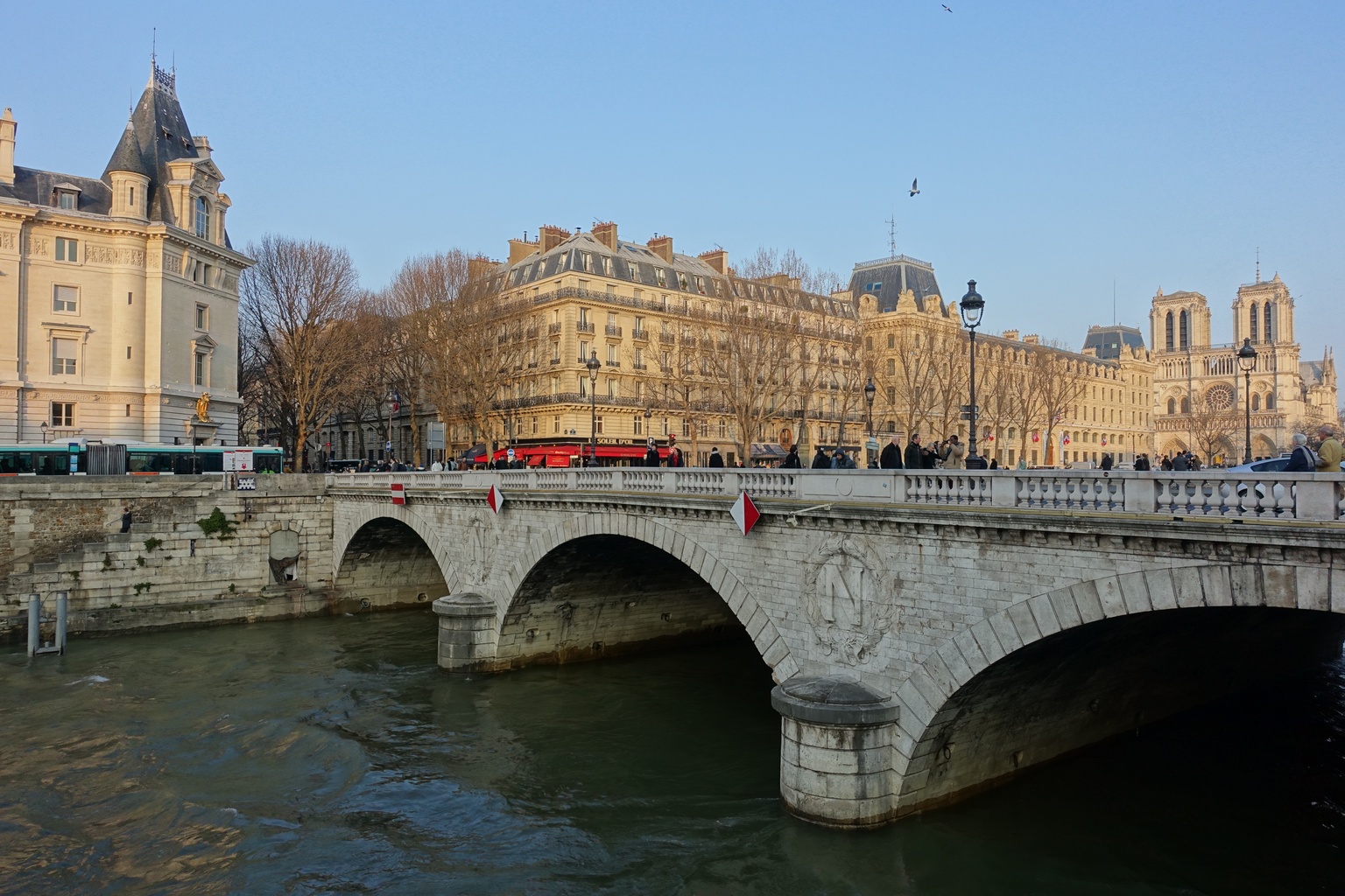 Pont Saint-Michel