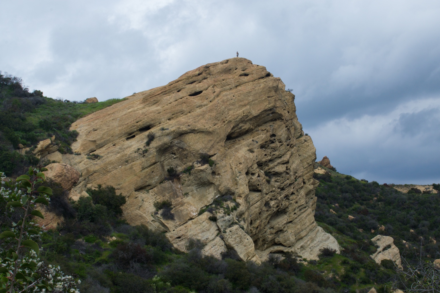 Trippet Ranch to Eagle Rock and Temescal Peak