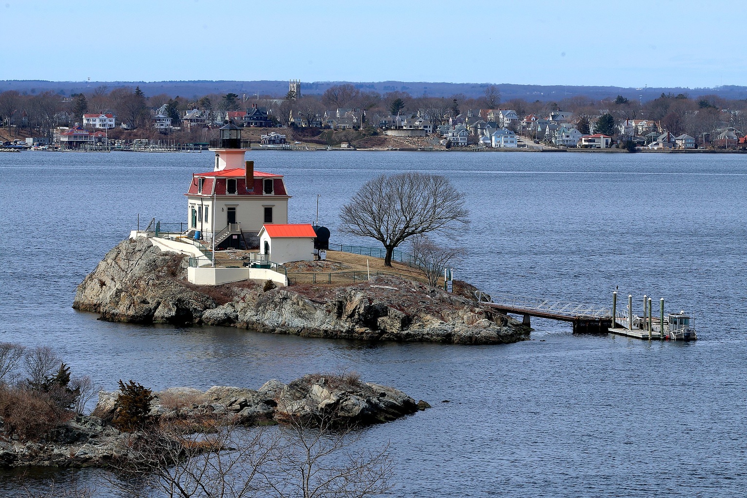 Pomham Rocks Light