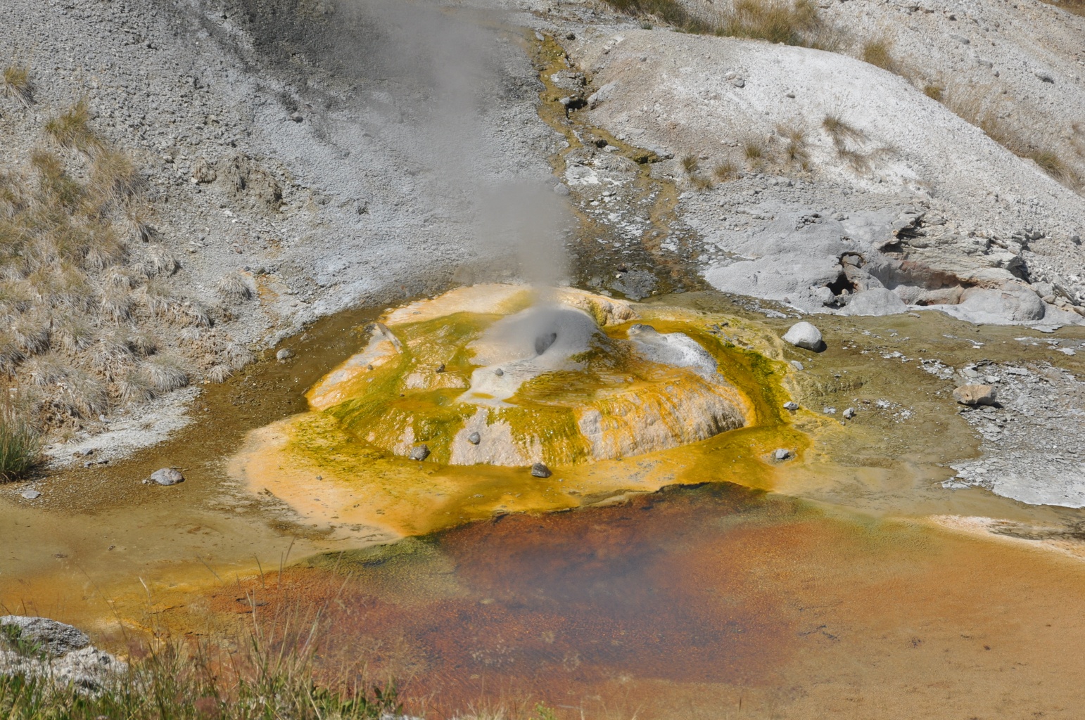 Ledge Geyser