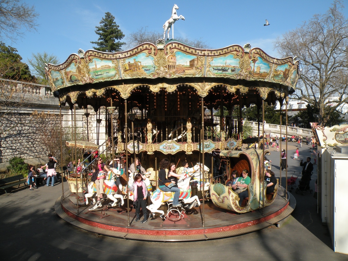 Sacré-Coeur Carousel (Carrousel de Saint-Pierre)