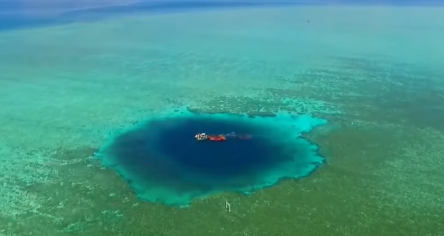 Dragon Blue Hole (Longdong)