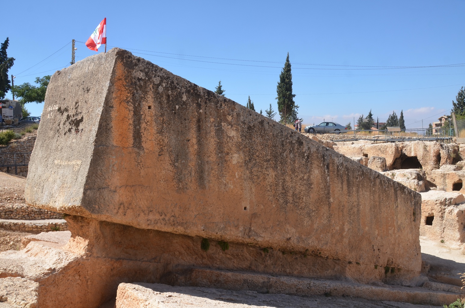 Hajar al-Hubla (Stone of the Pregnant Woman)