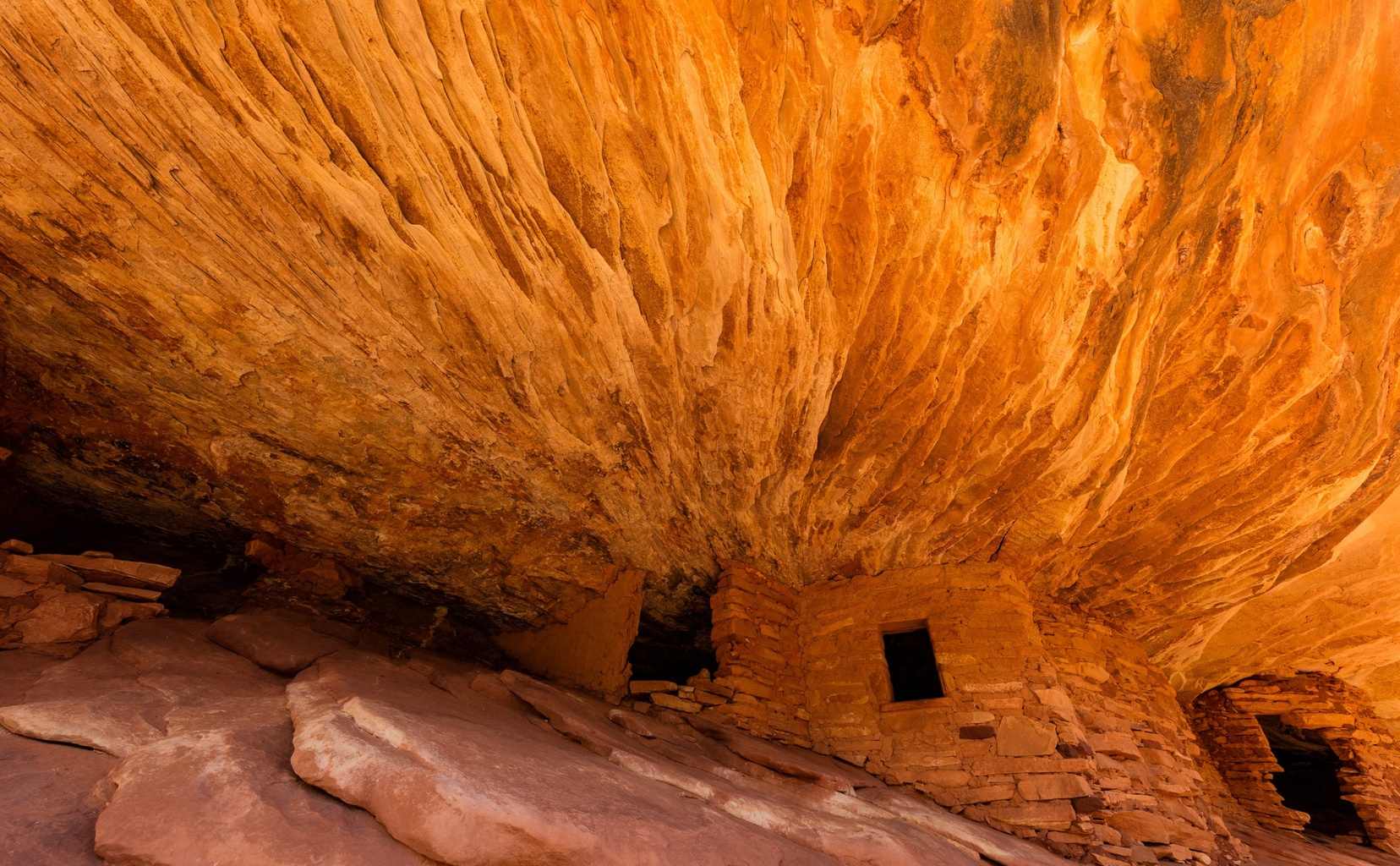 Road Canyon to Fallen Roof Ruin