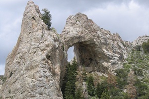 Lexington Arch Trail