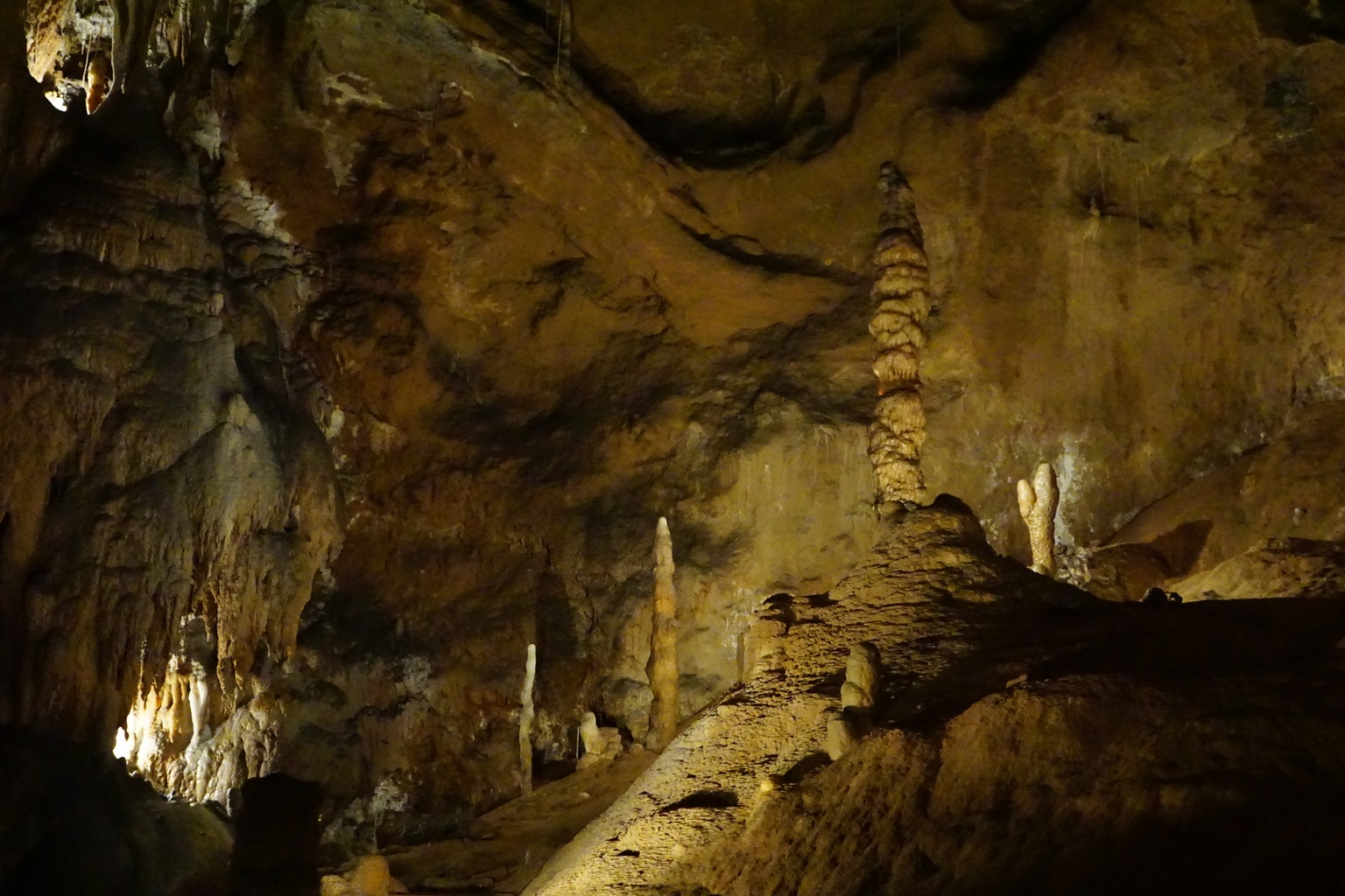Marakoopa Cave