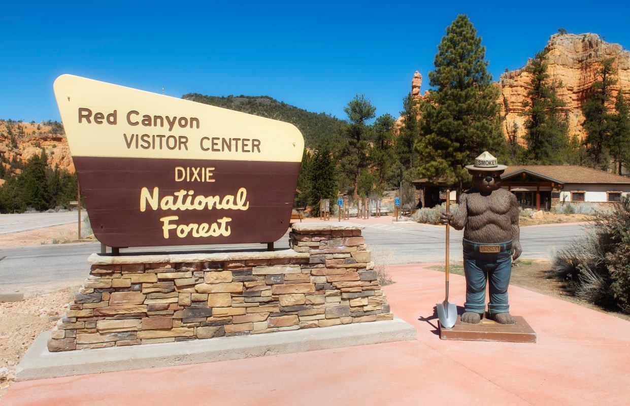 Red Canyon Visitors Center