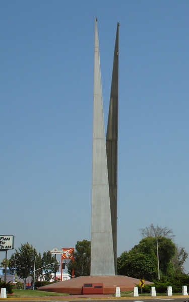 Monumento Mexico at Glorieta Independencia