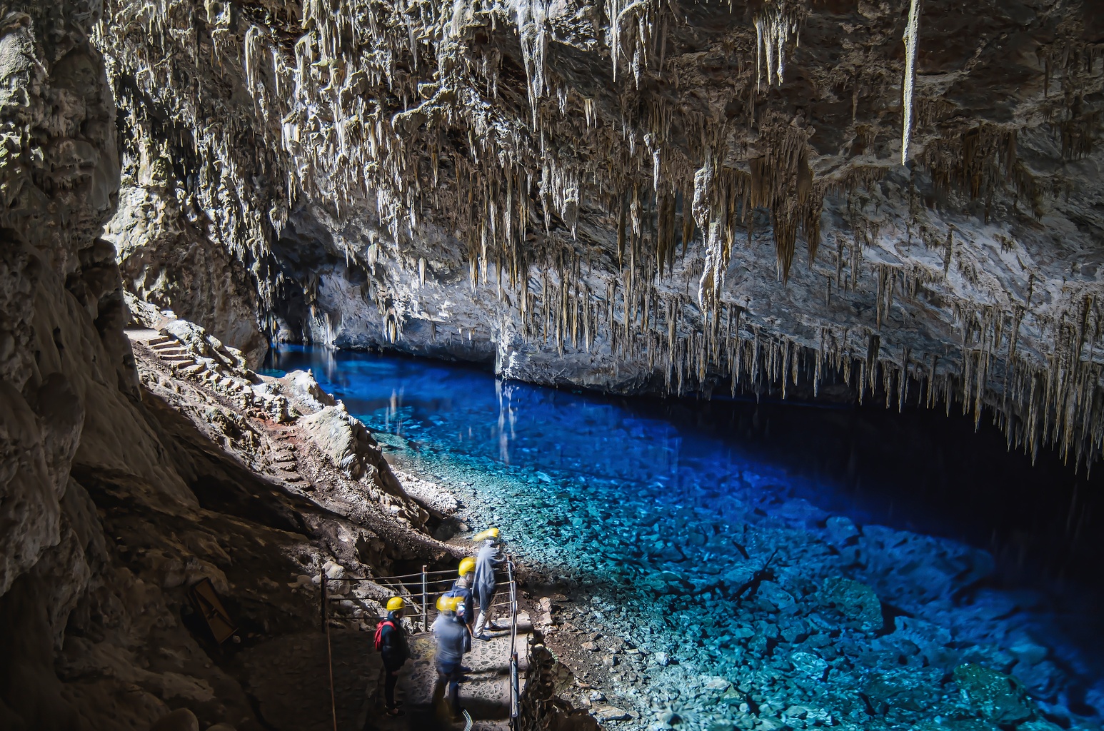 Gruta da Lagoa Azul State Park
