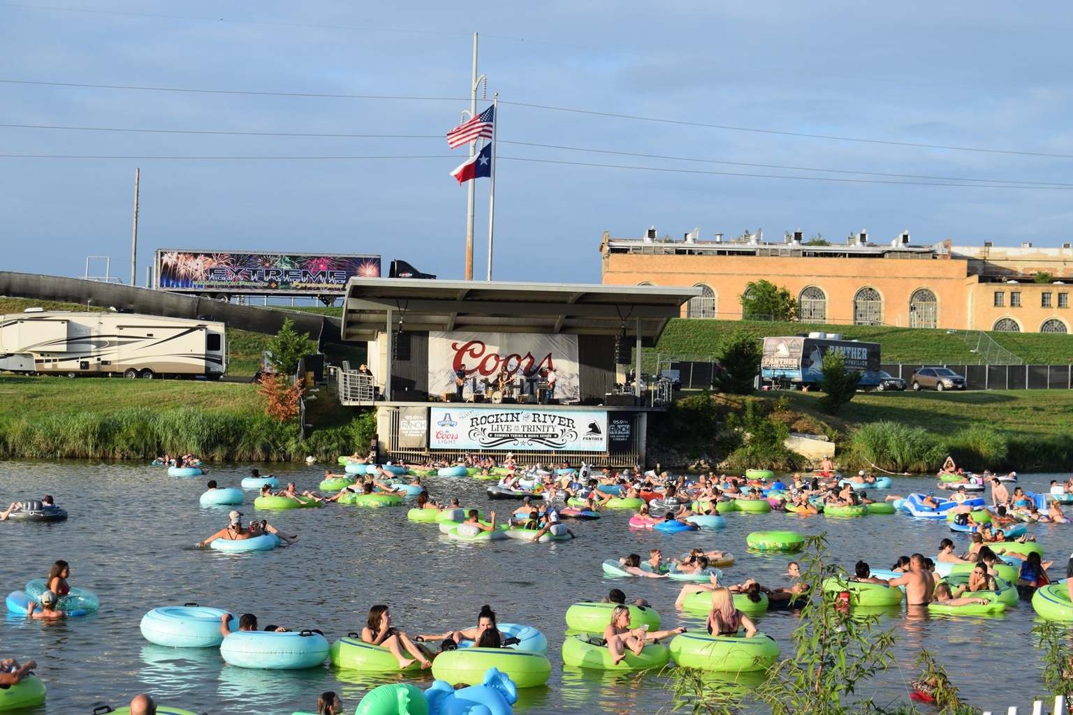 You Can Enjoy a Live Concert While Floating on a River in Texas