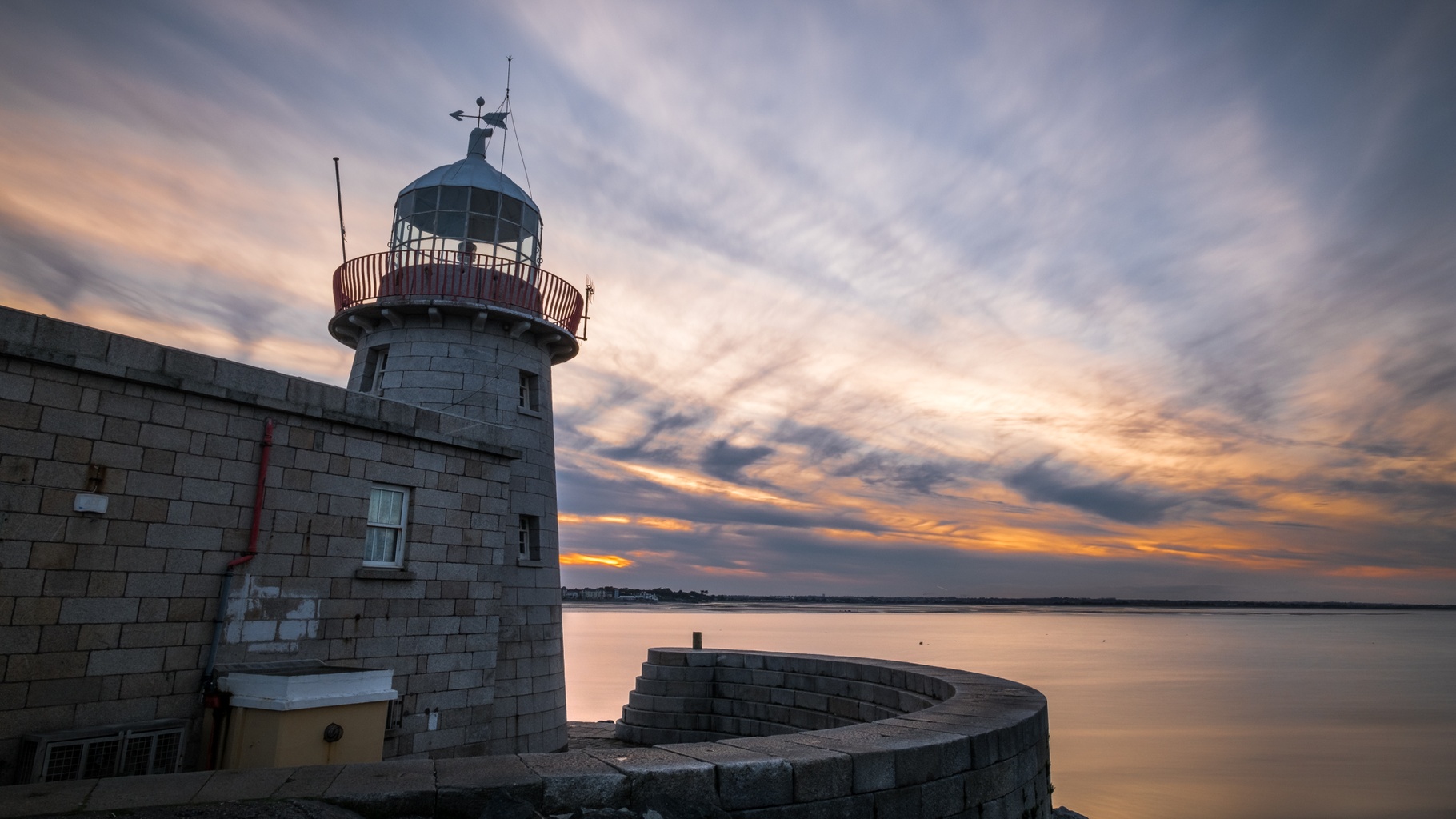 Howth Harbour Lighthouse
