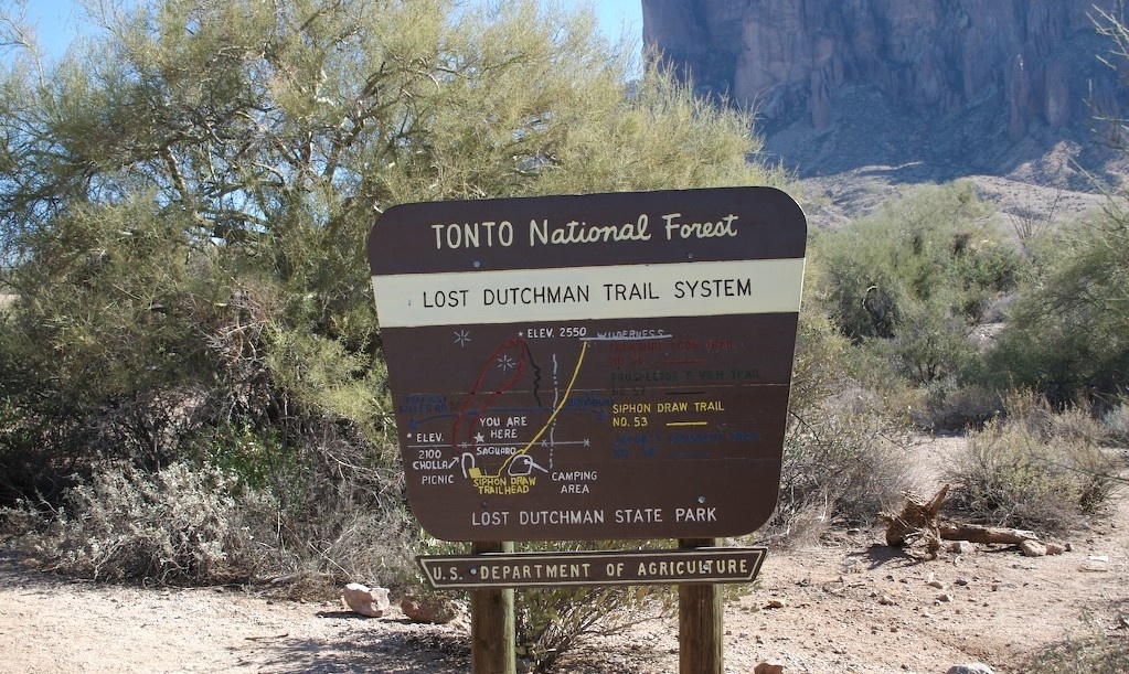 Lost Dutchman State Park