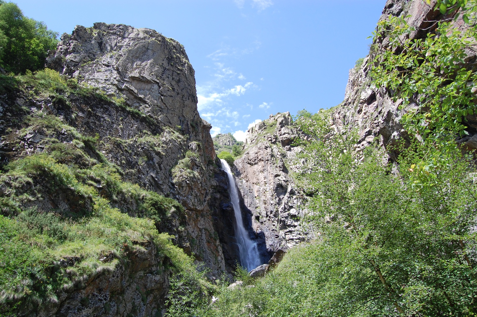 Gveleti Waterfall