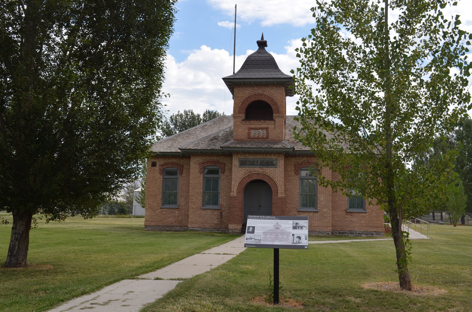 Fairfield District Schoolhouse